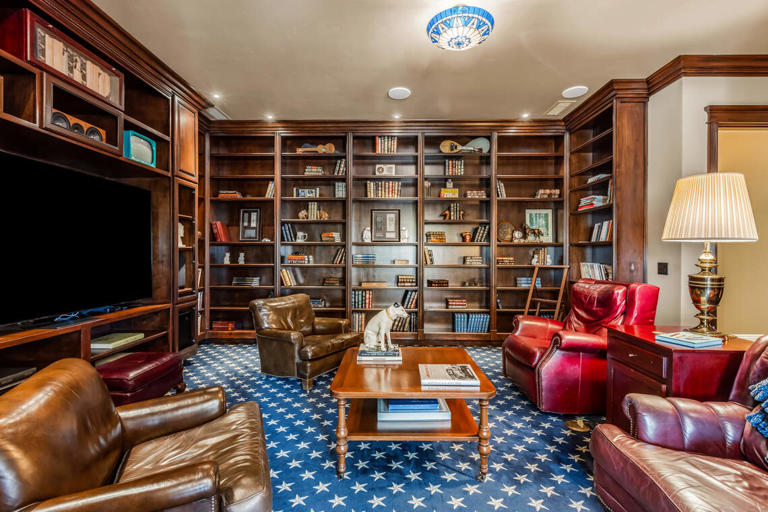 Mount Vernon in Sacramento area? Newcastle gem channels Founding Father ...
