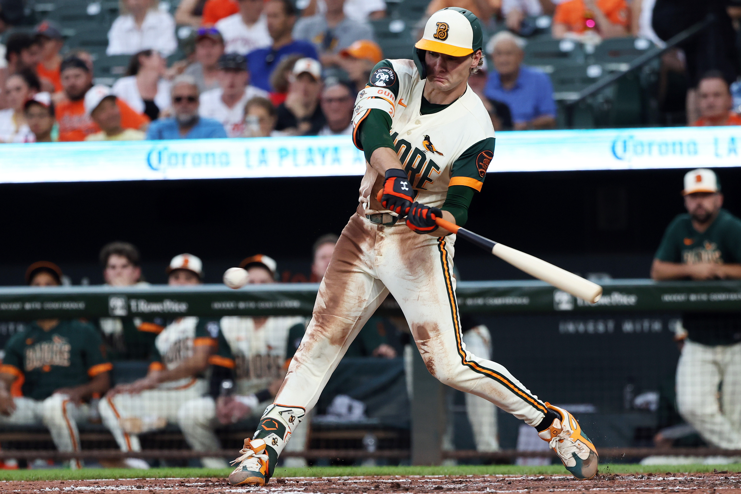 Gunnar Henderson joins Orioles legends with monumental HR