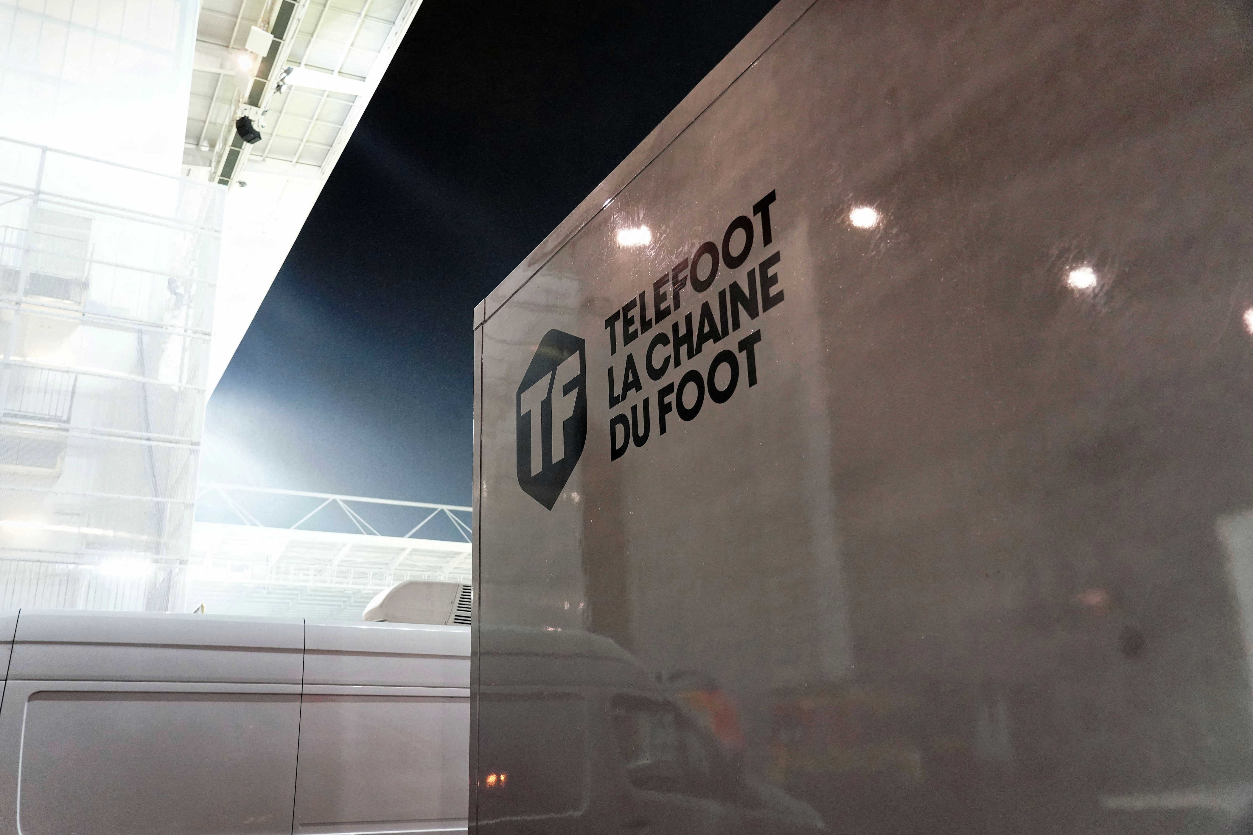 « Téléfoot » est sauvé, le programme culte de TF1 revient finalement à ...