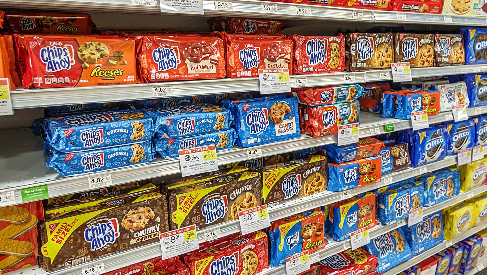 4 Chips Ahoy cookie varieties ranked by flavor