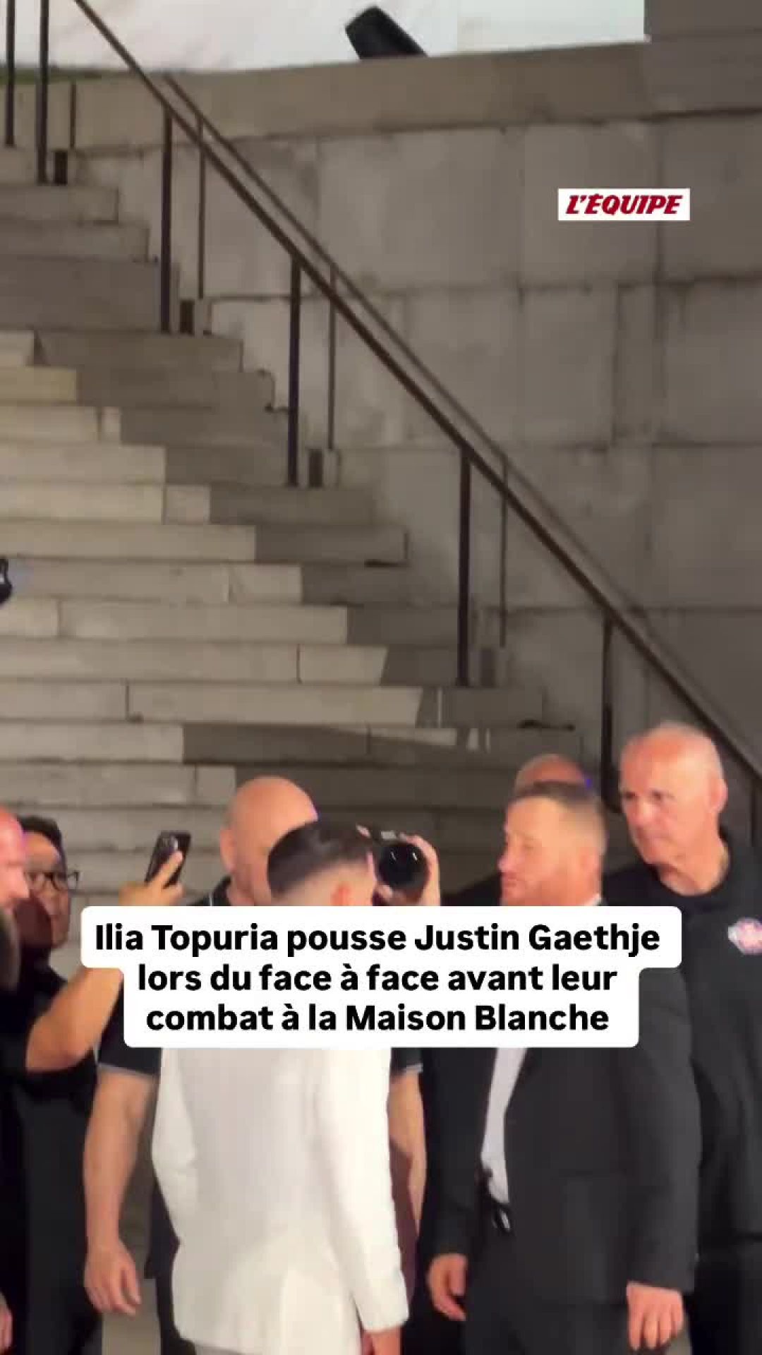 Face-à-face tendu entre Ilia Topuria et Justin Gaethje avant leur ...