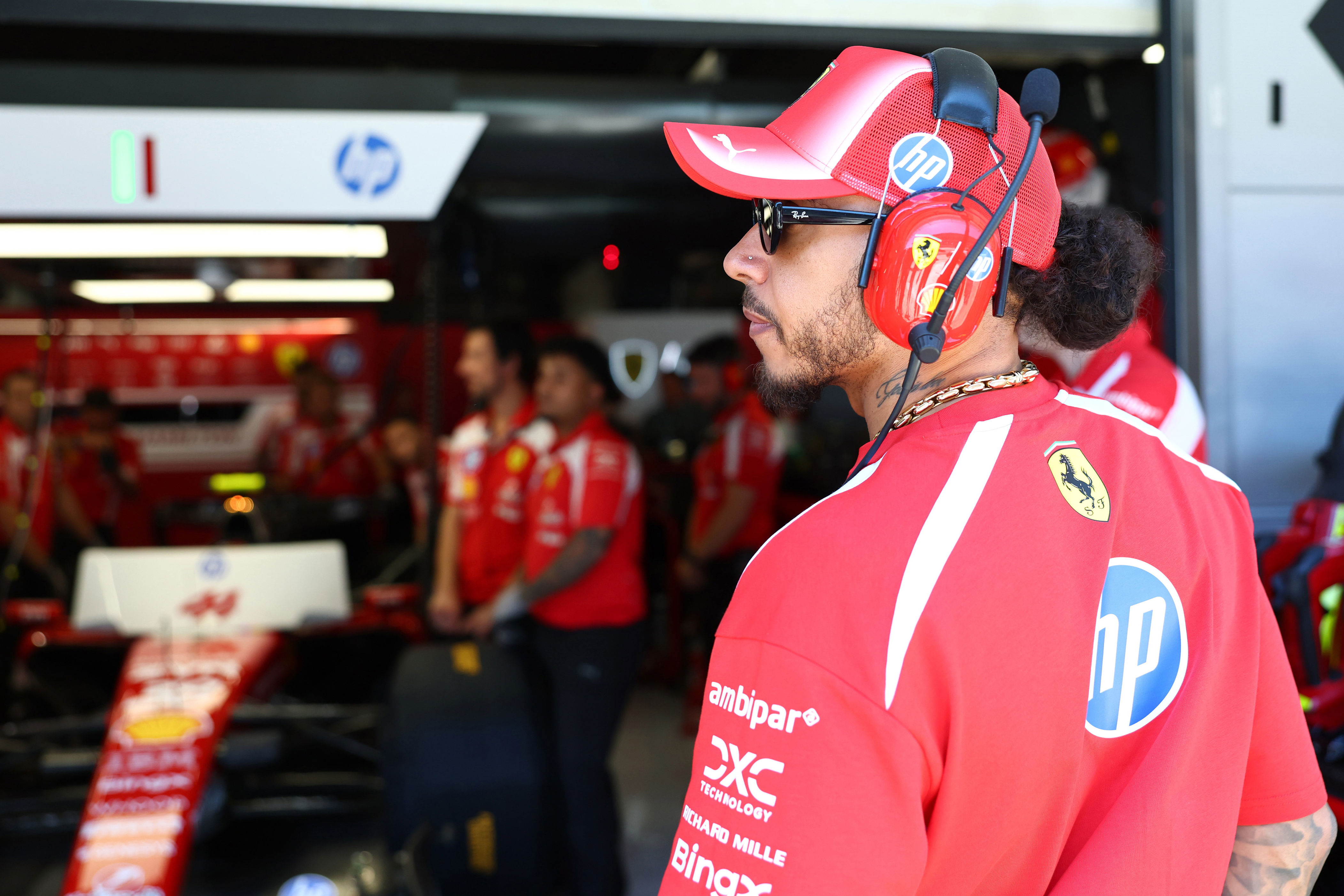 Hamilton twijfelt over Ferrari-upgrades: "Had er totaal geen gevoel bij"