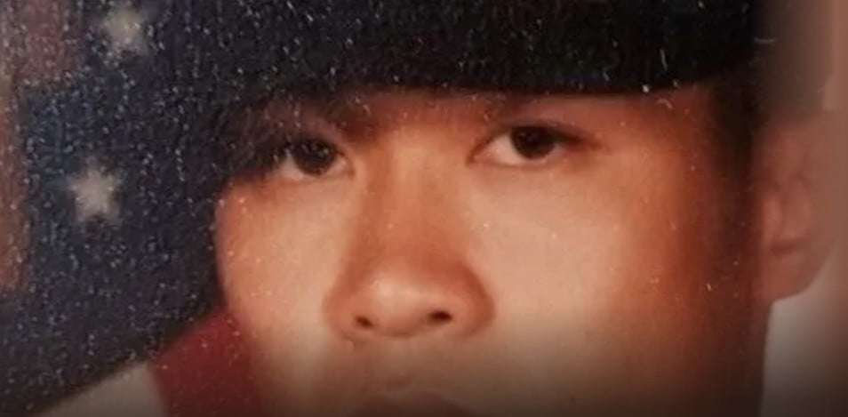 Deported Purple Heart vet fights to return to family in Hawaii