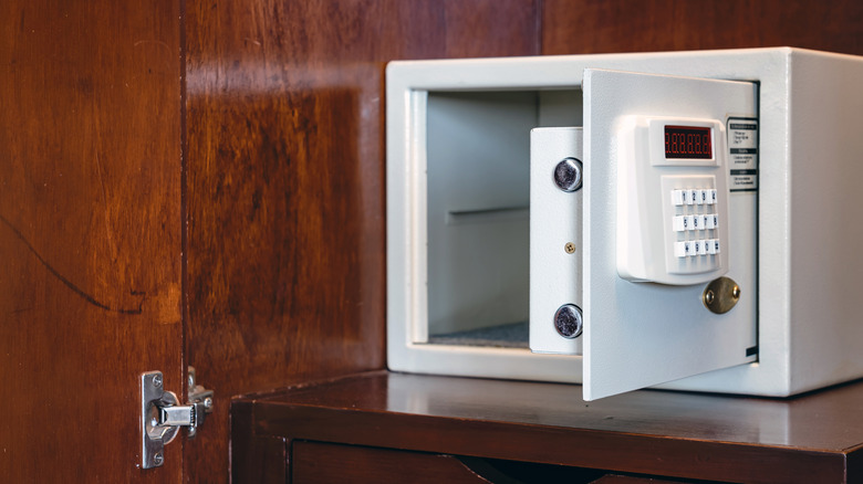Why your valuables might be safer from theft inside your luggage than ...