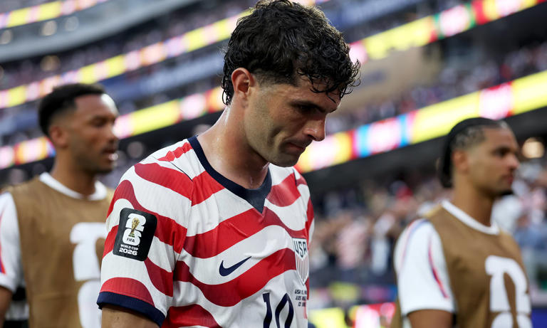 USMNT sweating over star man Christian Pulisic as he suffers worrying ...