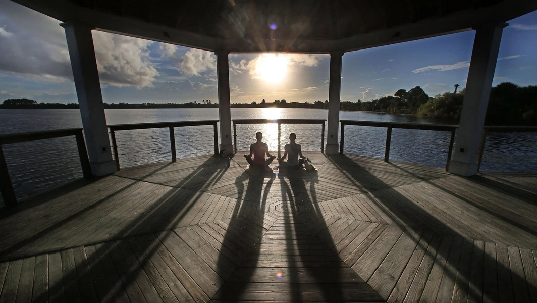 14 science-backed benefits of waking up early