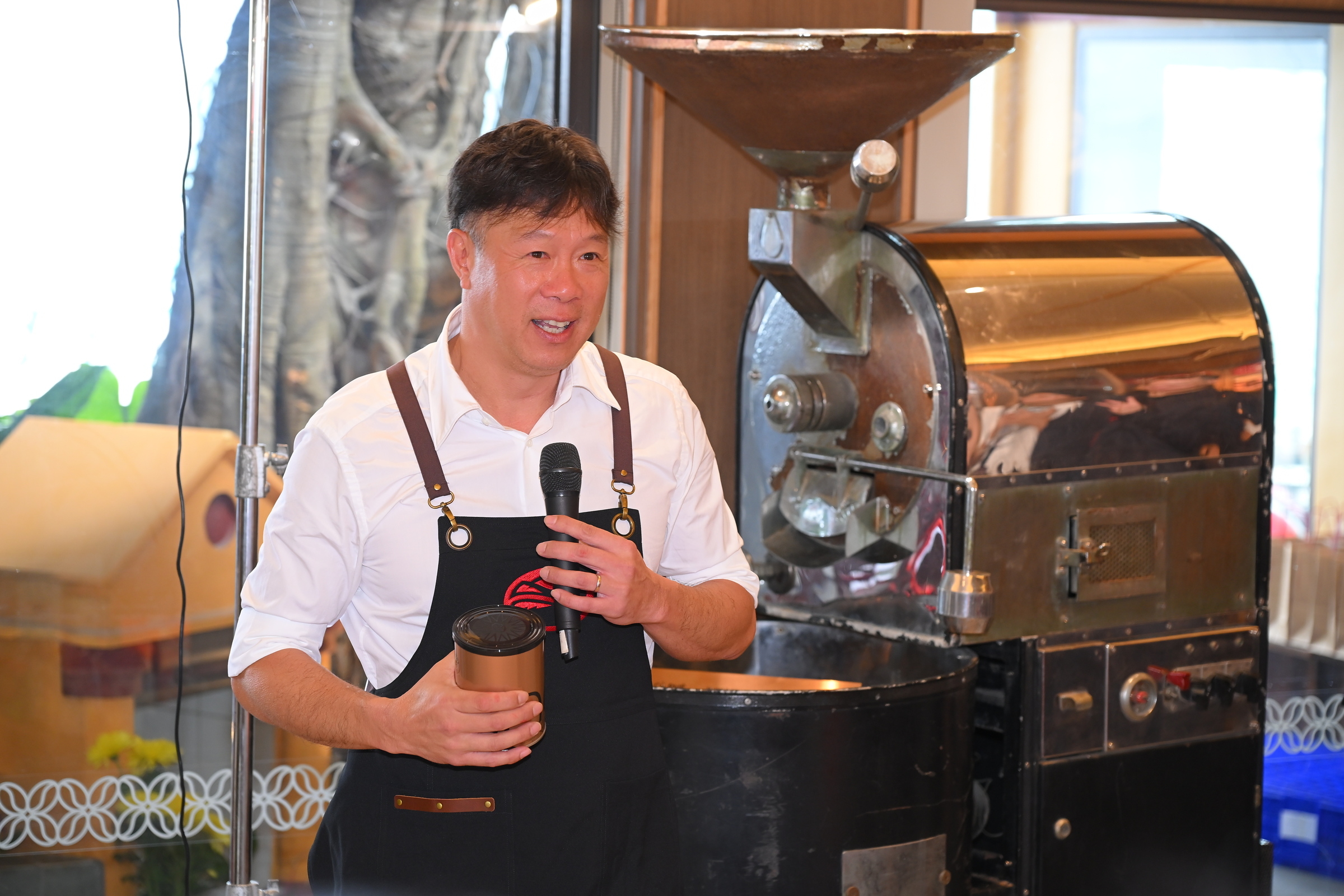 Nhà sáng lập Highlands Coffee: 'Tôi luôn nghĩ về việc làm tốt hơn mỗi ngày'