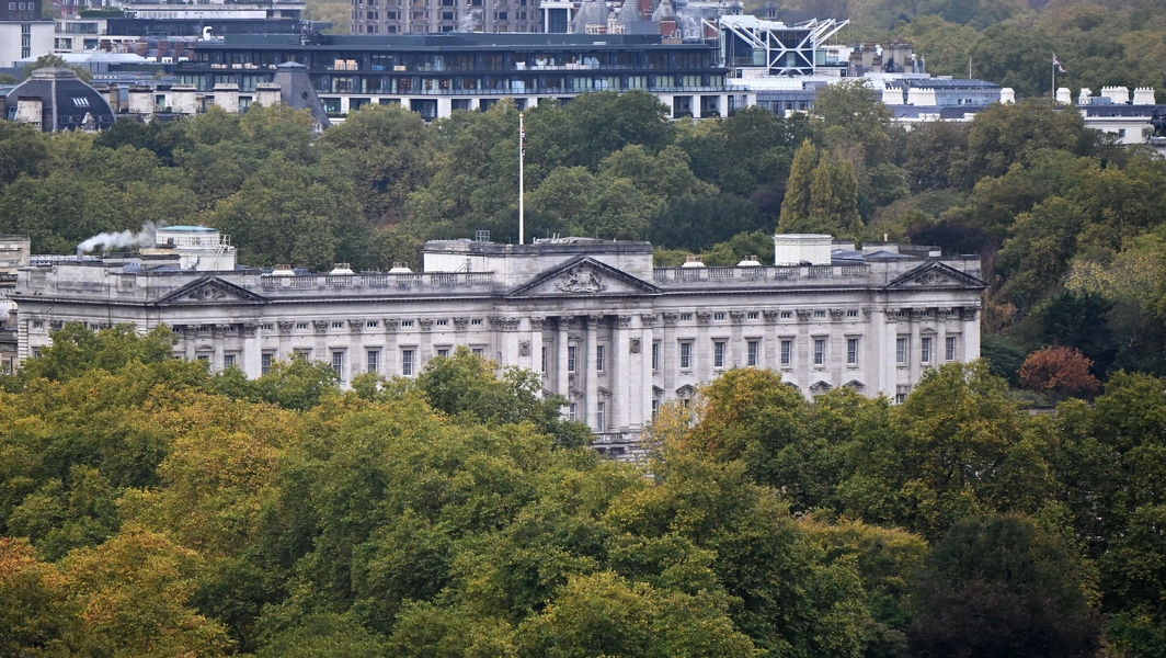 6 historic residences of the British royal family