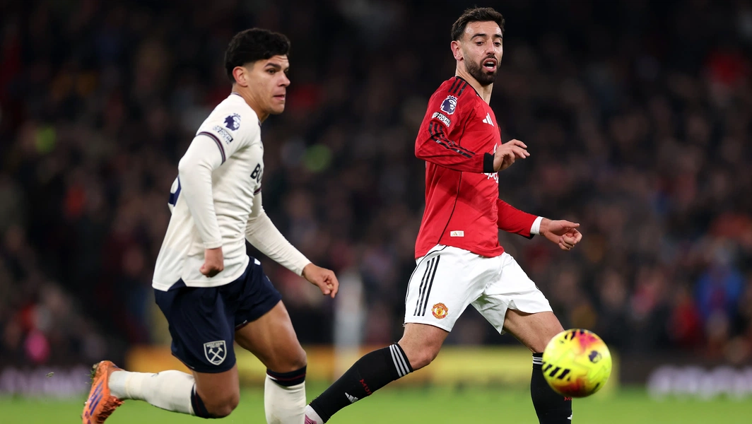 Man Utd in talks over £70m Fernandes after Anderson exit