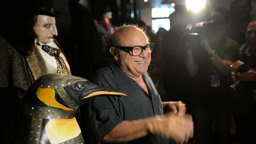 12 behind-the-scenes facts about Batman Returns