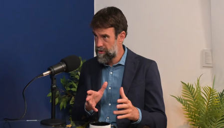 Rafa Guerrero, psicoterapeuta: “Cuando un adulto sobreprotege, se está ...