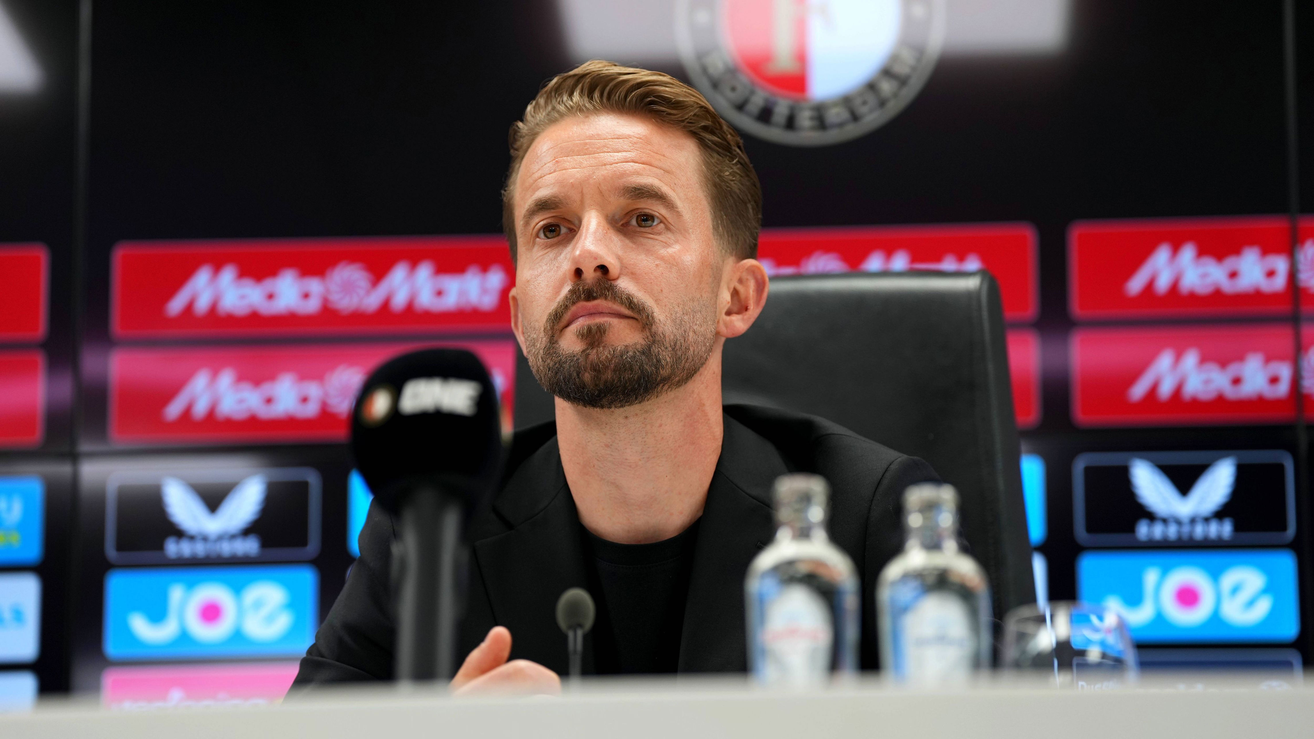 Feyenoord legt aanbieding neer bij verdediger met verleden bij FC Barcelona