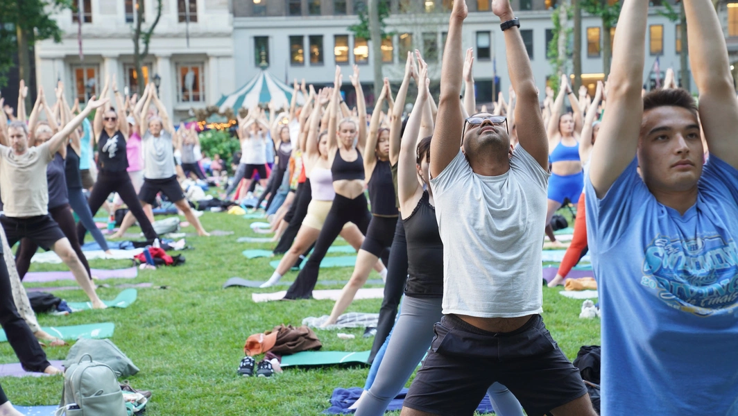 9 benefits and beginner yoga poses