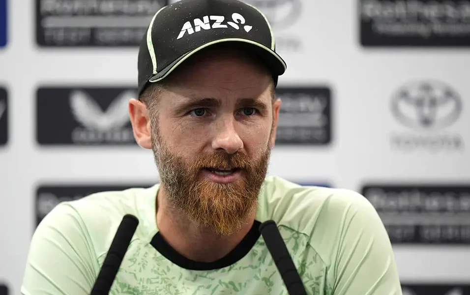 Williamson’s mid-series retirement leaves Fab Four halved