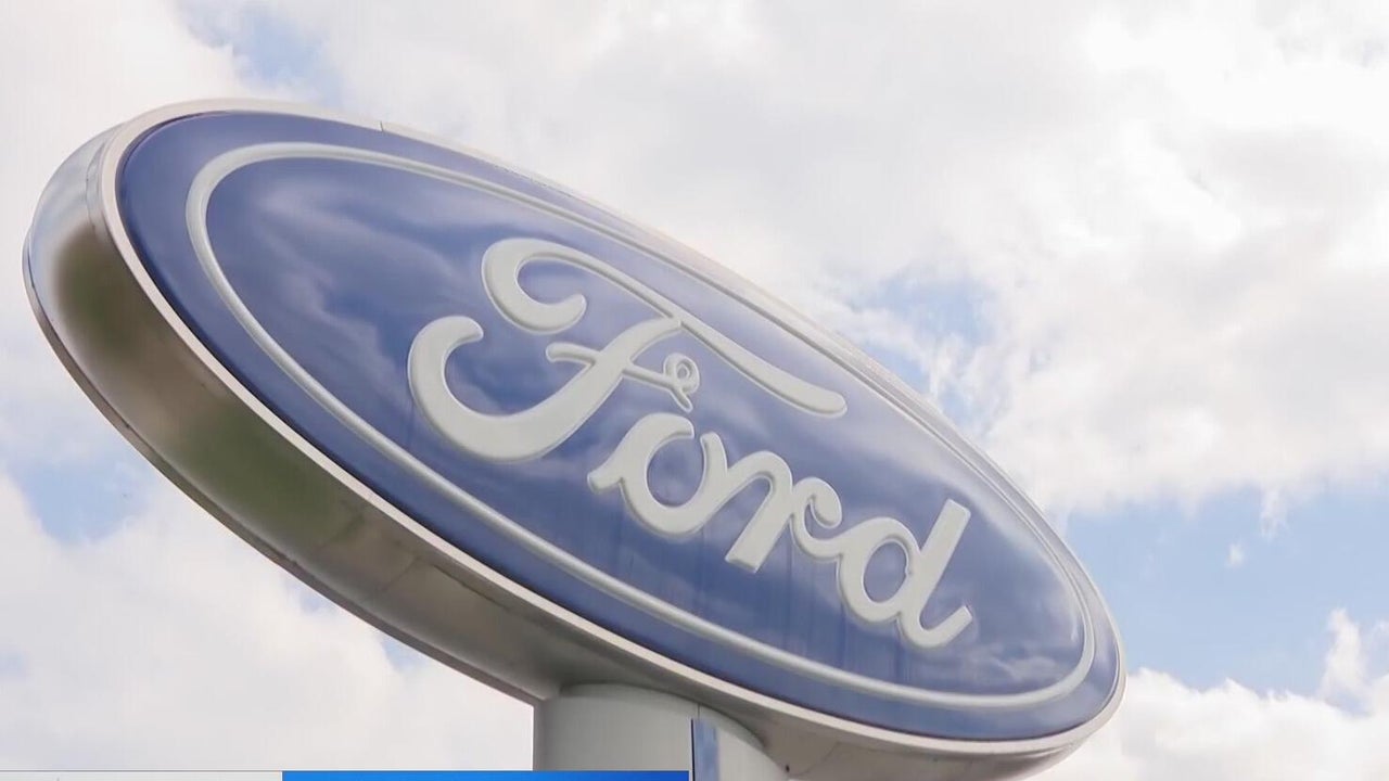 Ford recalls 250,000 Focus cars