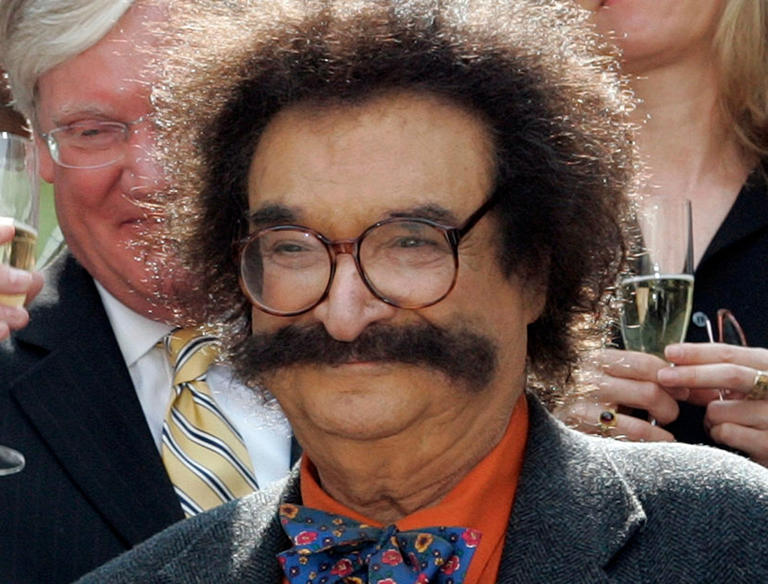 Gene Shalit, longtime 'Today' show movie critic with bushy hair and ...