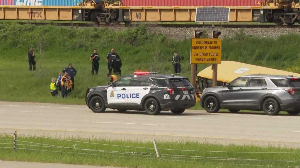 4 students taken to hospital after school bus crashes into ditch in ...