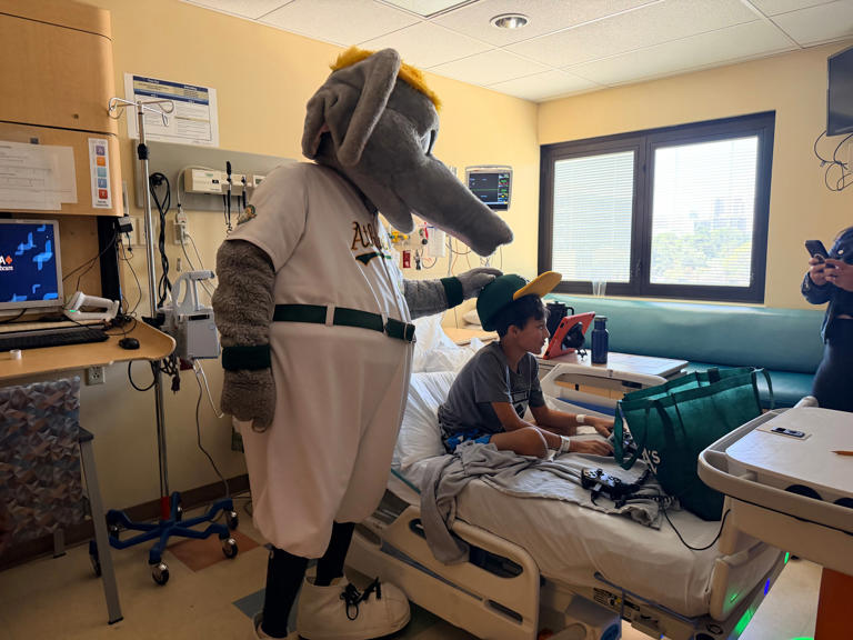 A’s legends visit Sunrise Children’s Hospital in Las Vegas, deliver ...