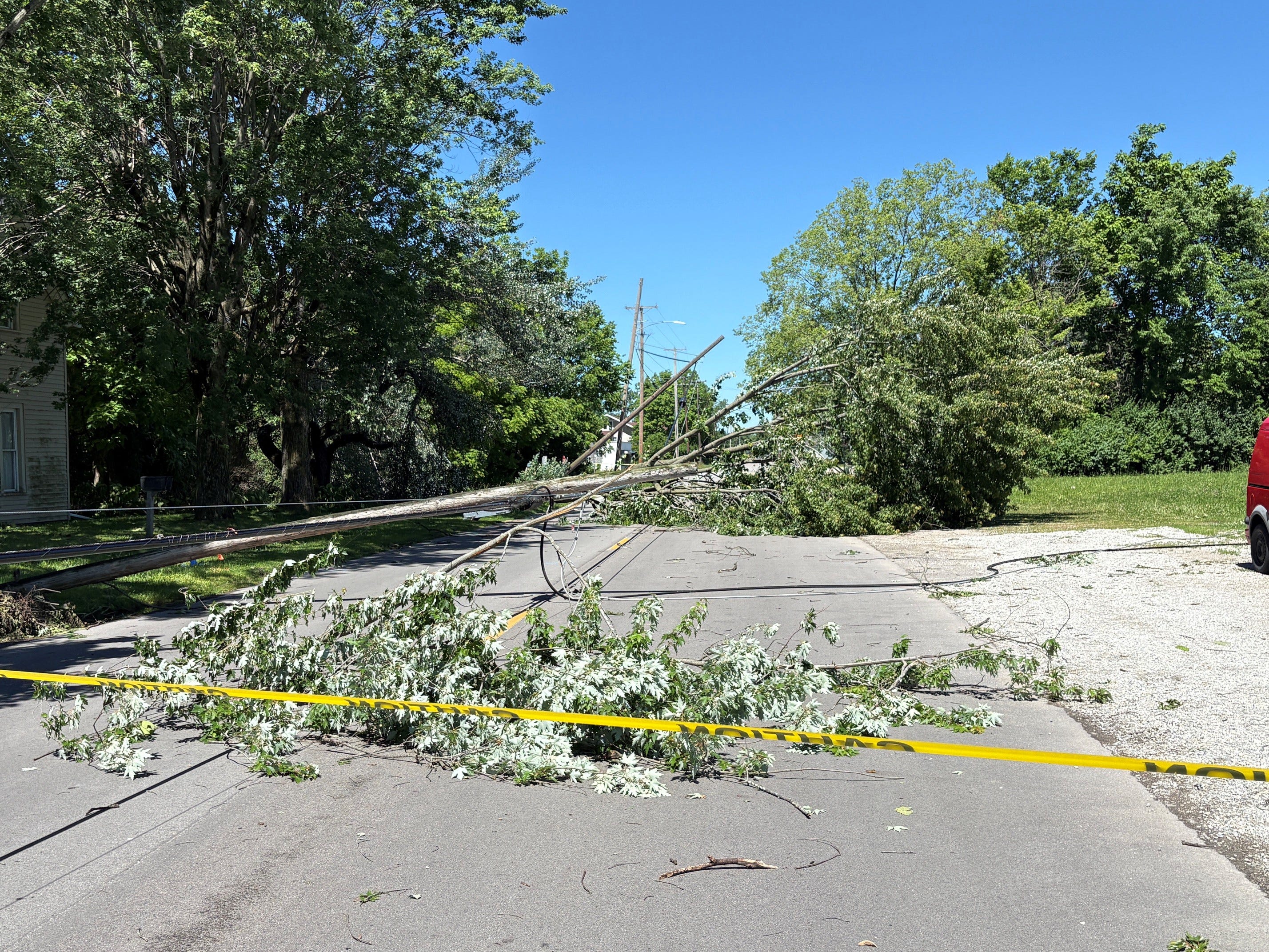 Officials investigating Thursday night storm damage in Muncie area