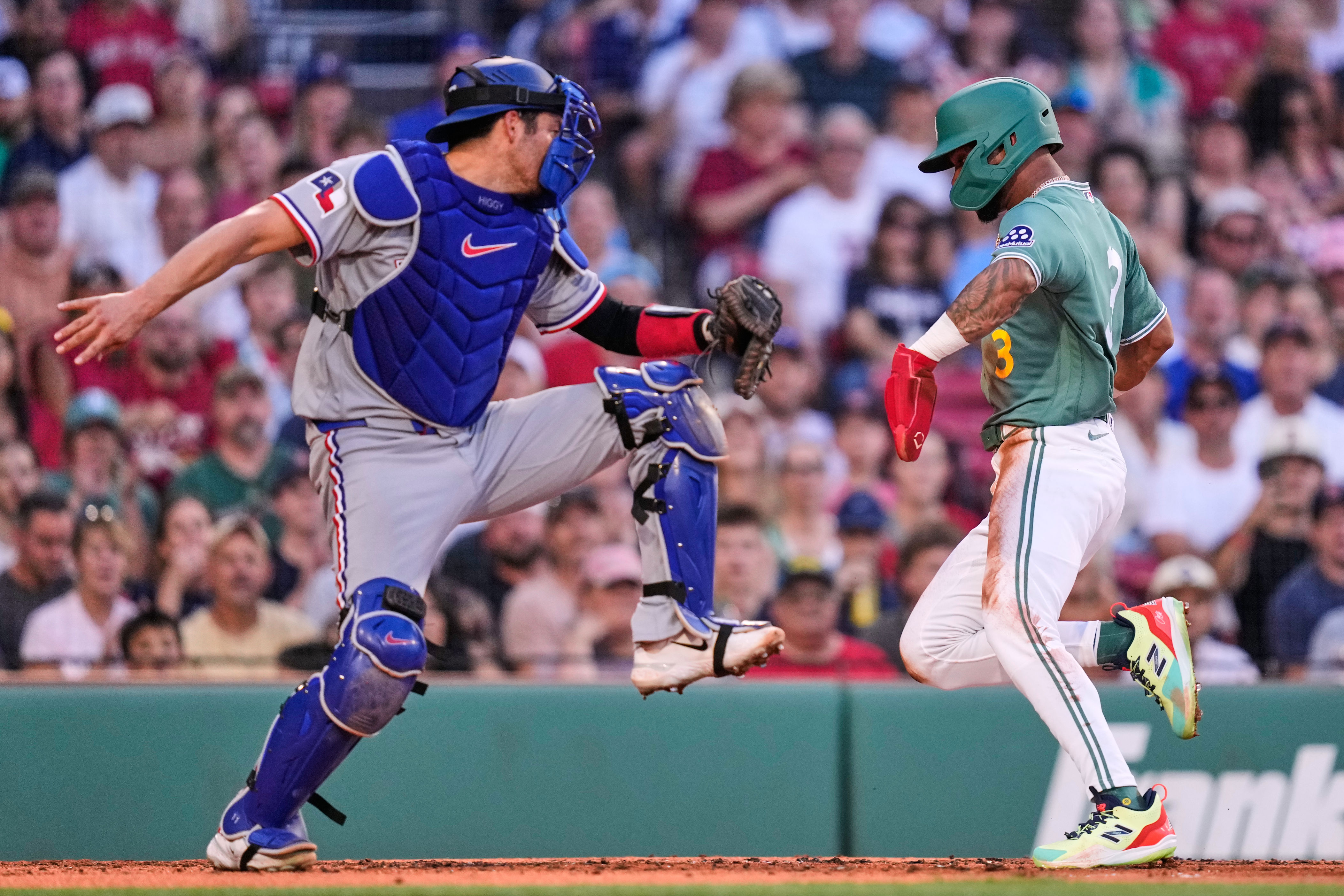 Rafaela powers Red Sox to 10-1 rout of Rangers as Gray shines on mound