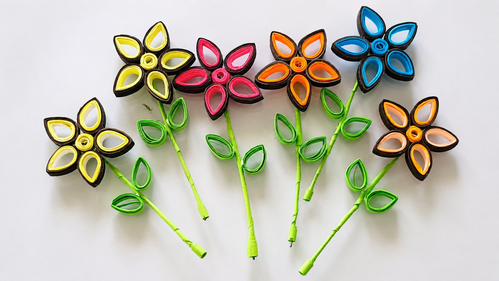 Easy steps to create stunning handmade paper flowers
