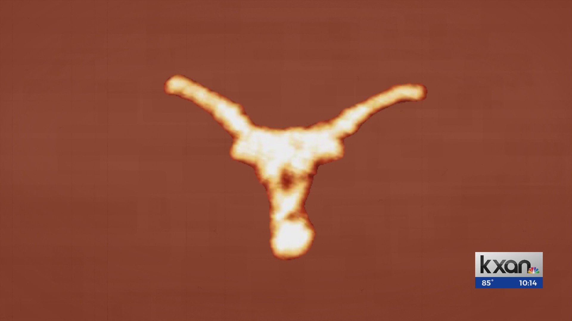 UT Austin researchers create nanoscale Longhorn using DNA origami