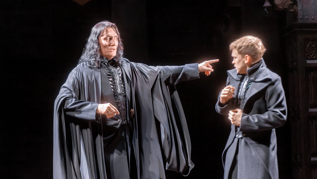 4 Harry Potter characters who defied their sorting