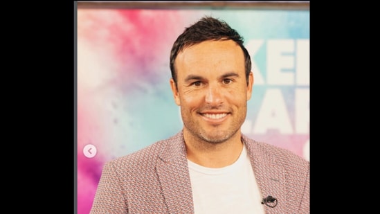 Did Landon Donovan get a hair transplant? US soccer legend's new look ...