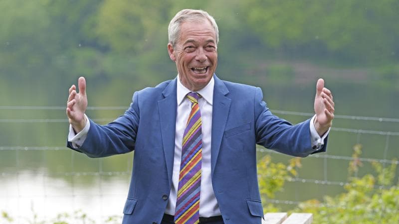 Farage: “Fiero della Brexit. Belfast è solo un avviso e i bianchi sono ...