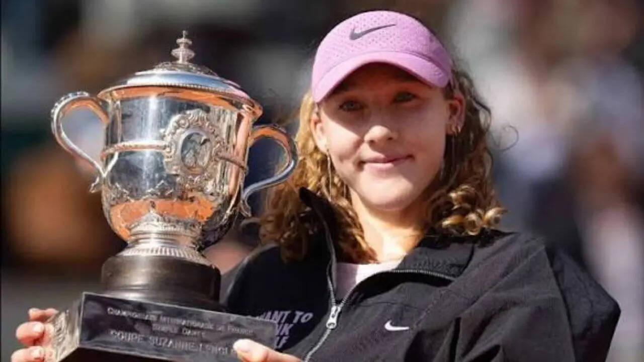 How long will Mirra Andreeva play tennis? French Open champion reveals ...