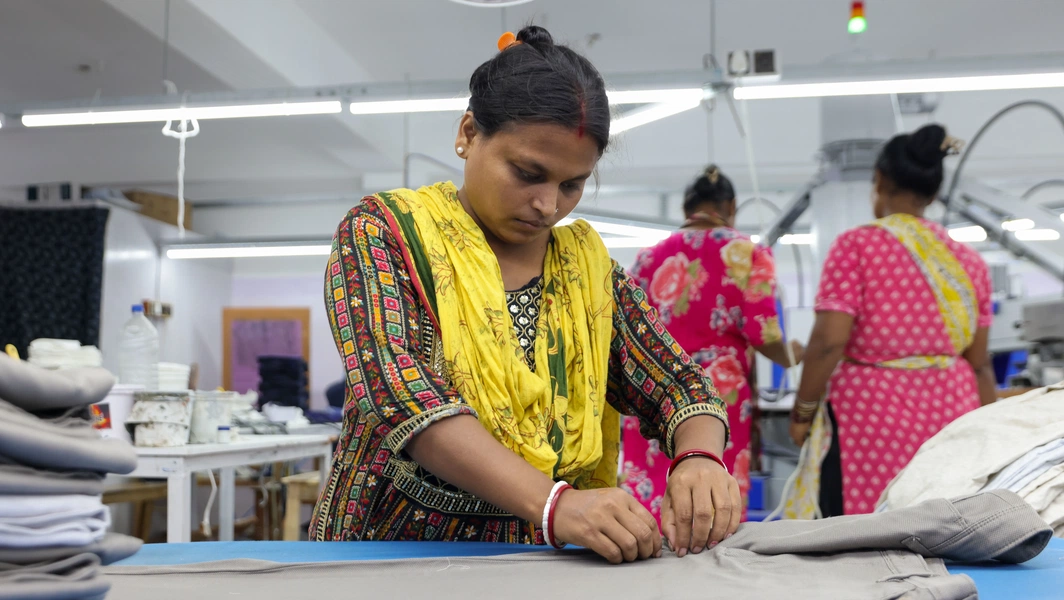 Viral video sparks debate on 'tacky' Indian wear in NRI stores