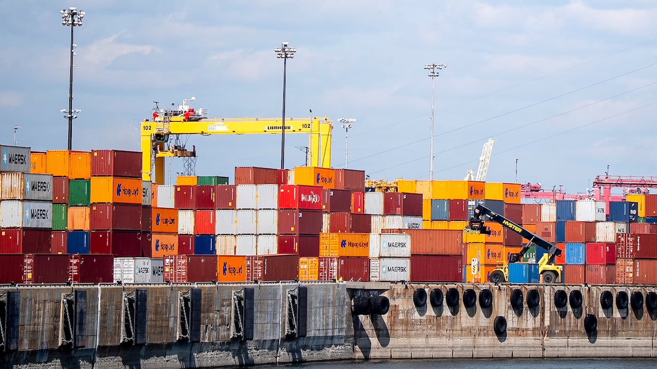 Canada to tighten forced labour import bans after Trump tariff threat