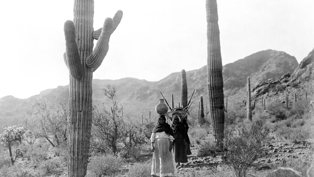 11 historic photographs of Native American life