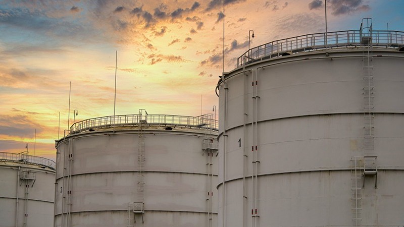 The oil market could be weeks from a breaking point