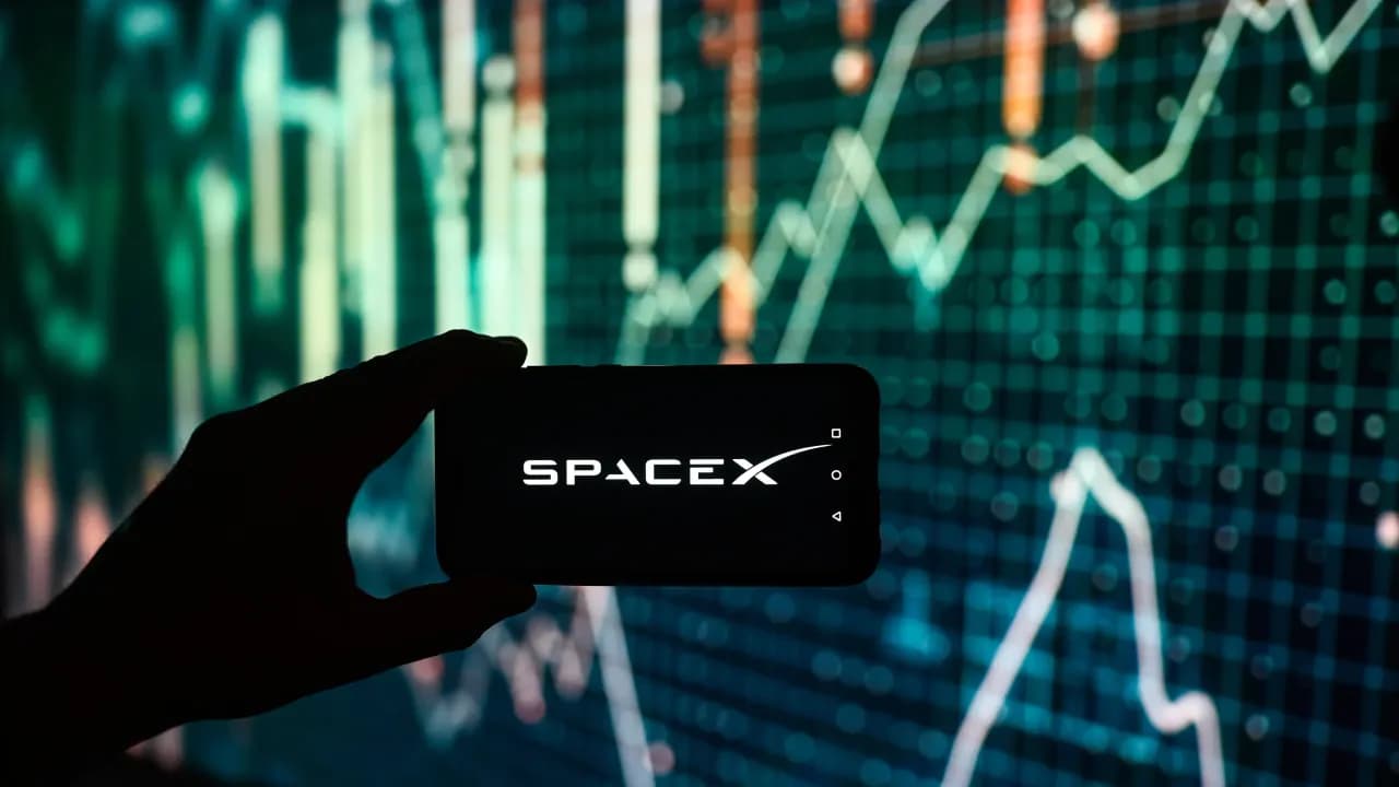 SpaceX closes up 19% — secures MSCI, FTSE fast-track index inclusion