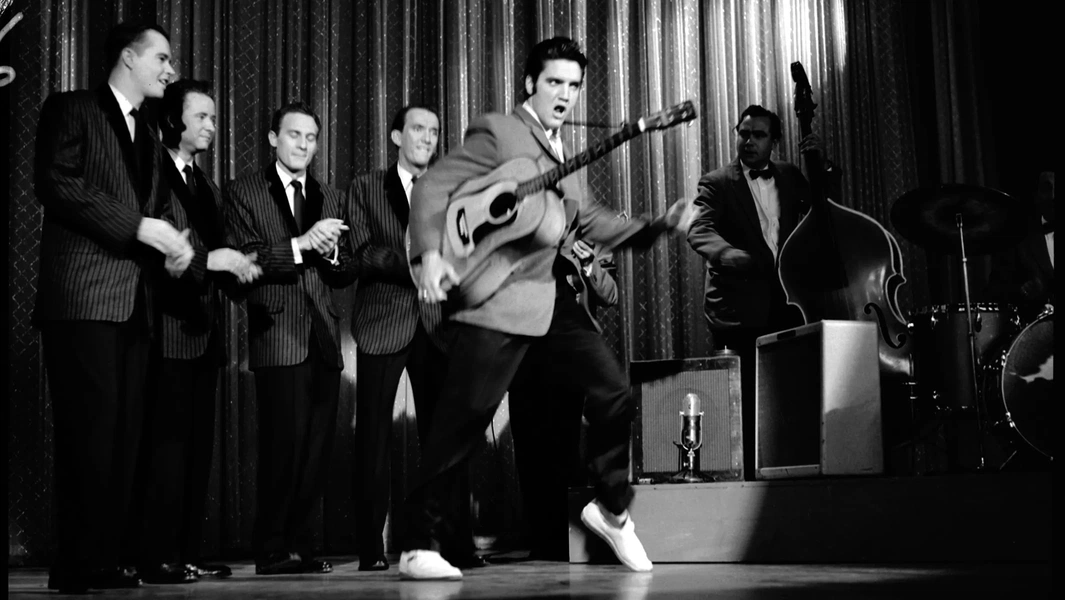 7 music icons before they were famous