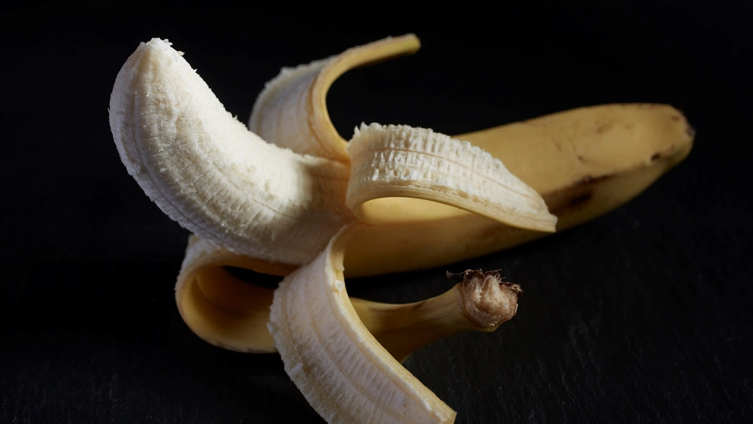 The nutritional and health benefits of banana strings