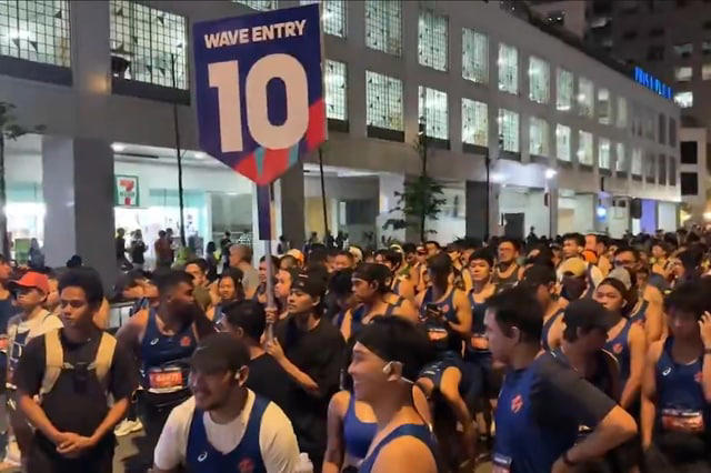 25K runners hit EDSA for historic Galaxy Manila Marathon