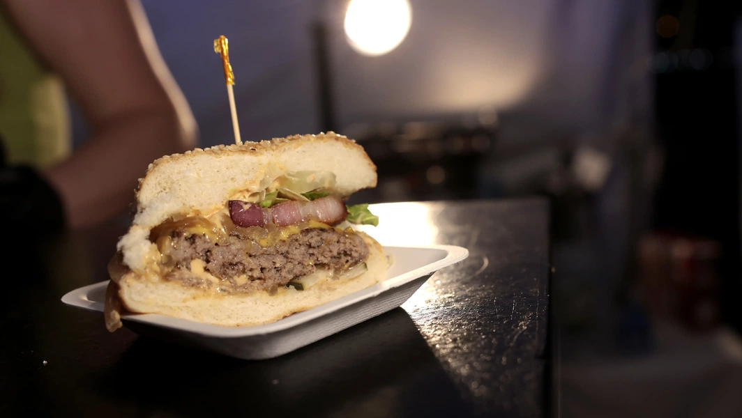 5 legendary burger joints across America