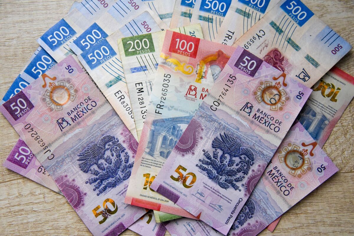 Peso mexicano cierra con fuerza y alcanza su mejor nivel en cinco ...