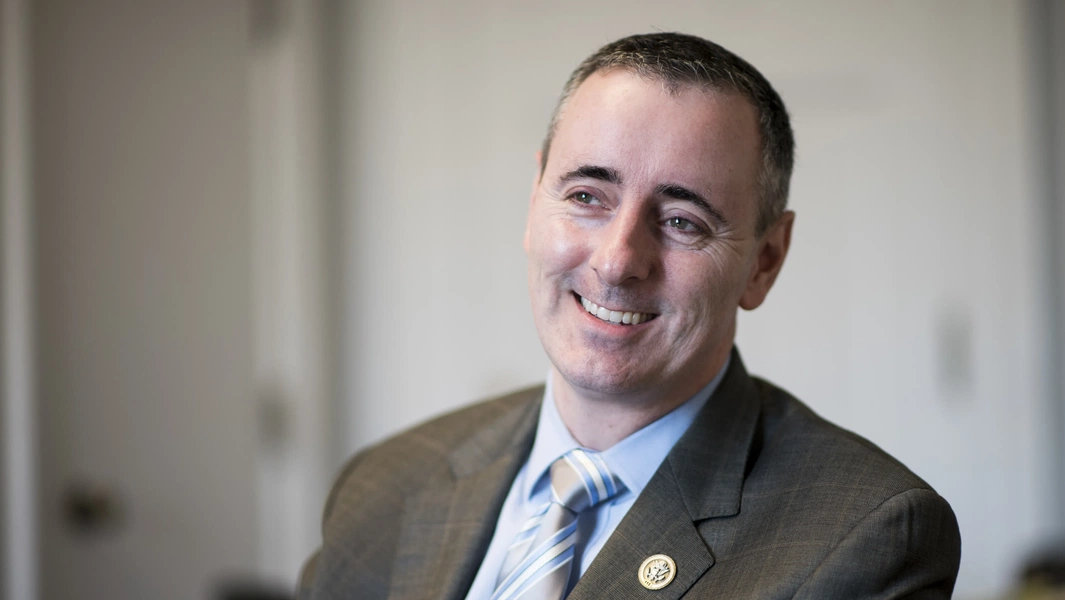 Fitzpatrick challenges GOP leaders as Trump pushes massive spending plan