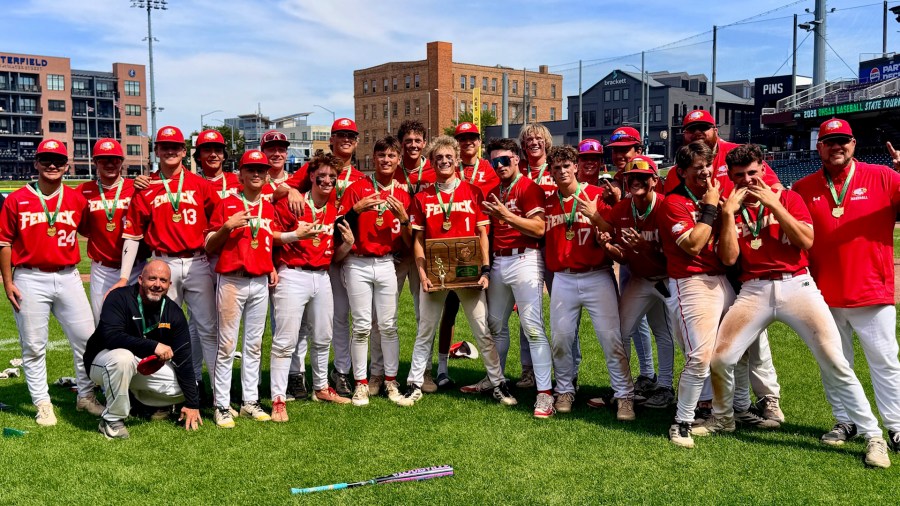 Fenwick baseball returns to first state final four since 1982