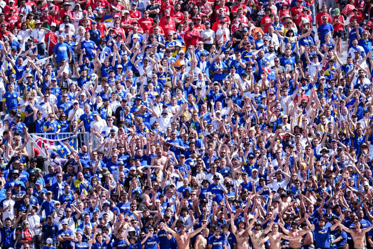 2 German men arrested at Toronto FIFA match for allegedly throwing ...