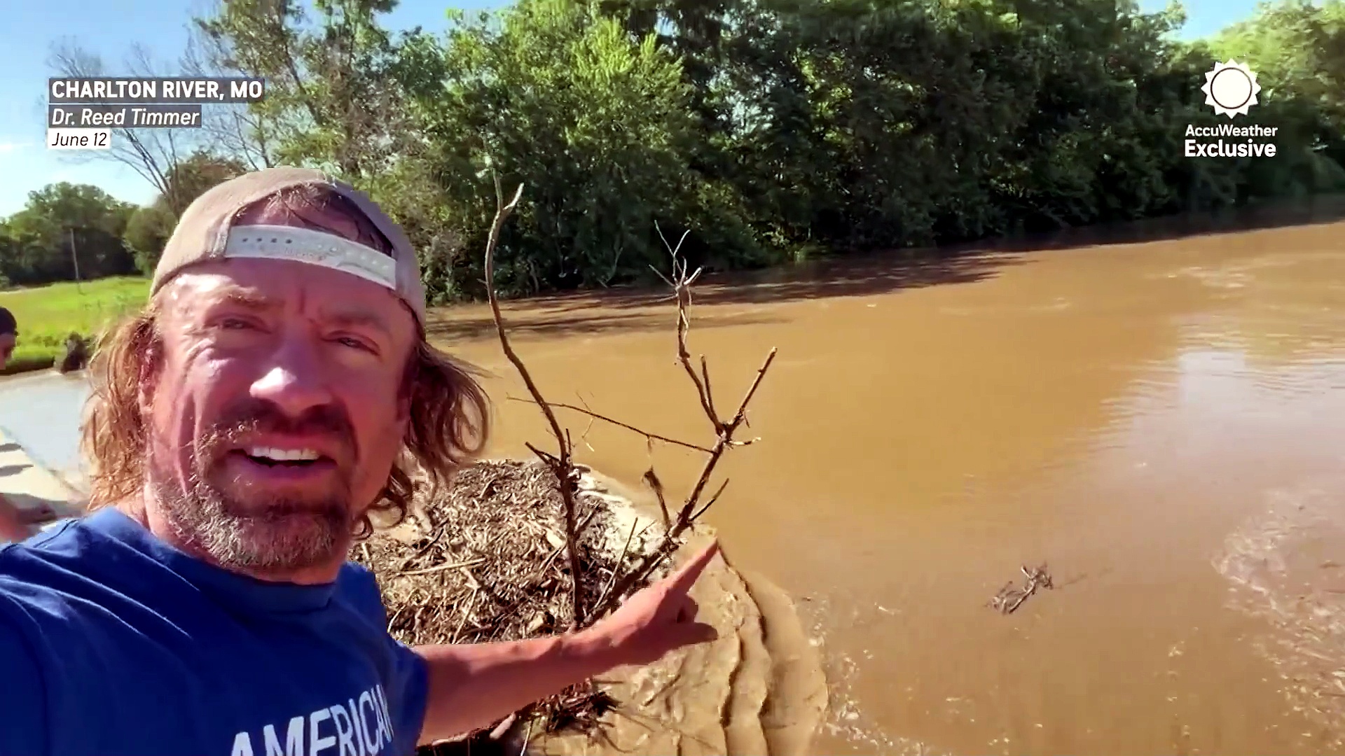Flash flood debris piles up in rivers through Missouri