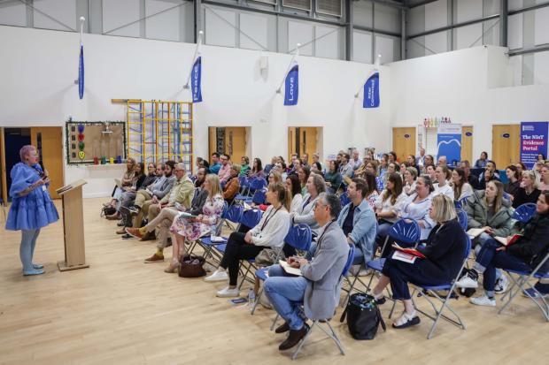 Bournemouth primary school hosts educational research conference for ...