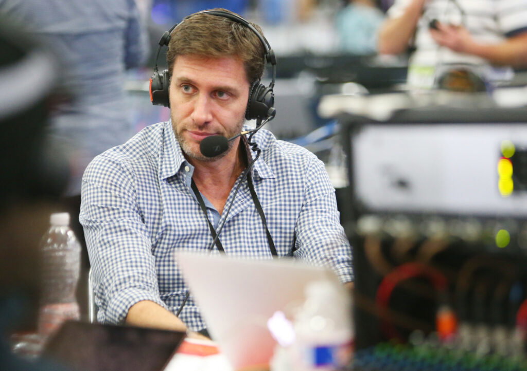 “You’re a disgrace”: NBA analyst calls out Knicks fans after Wembanyama ...