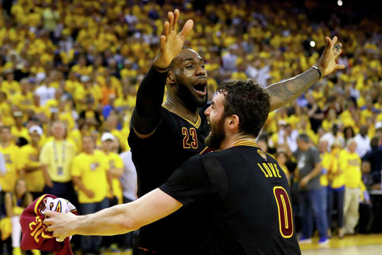 With title hopes fading, Spurs wage uphill battle against both history ...