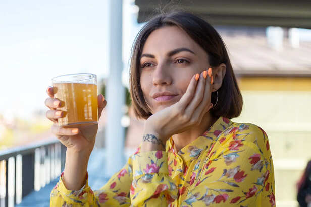 7 everyday foods that quietly damage your skin