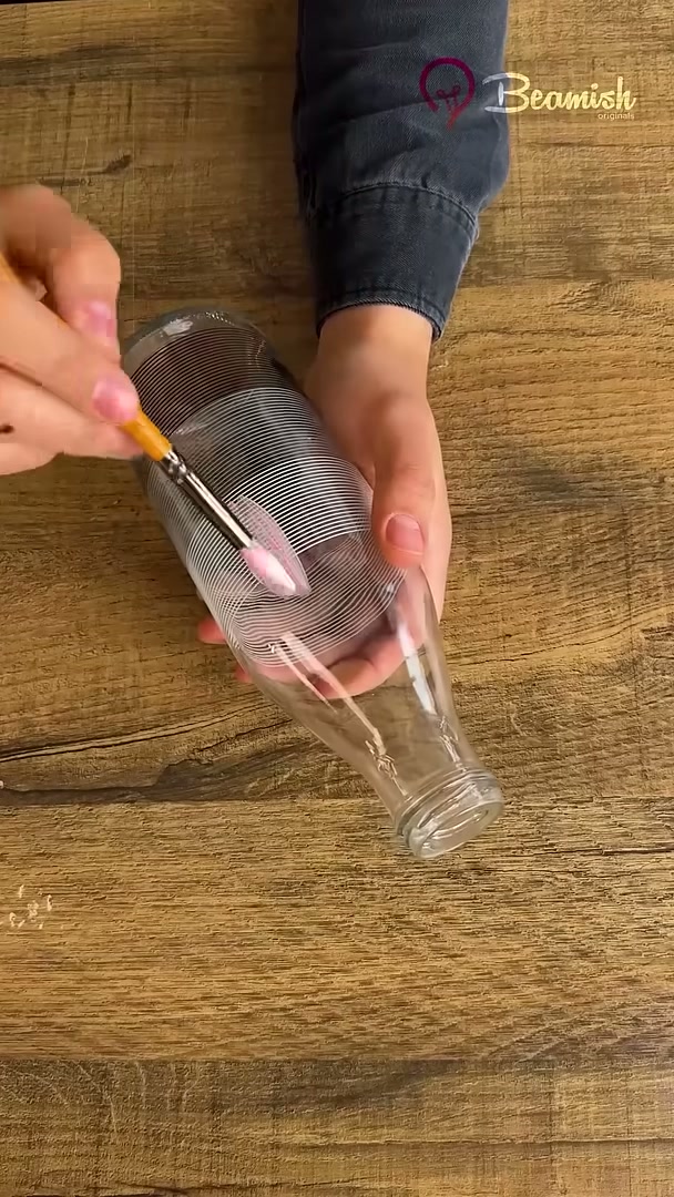 Turn a plain bottle into cute room decor #creative #roomdecor #bottledesign