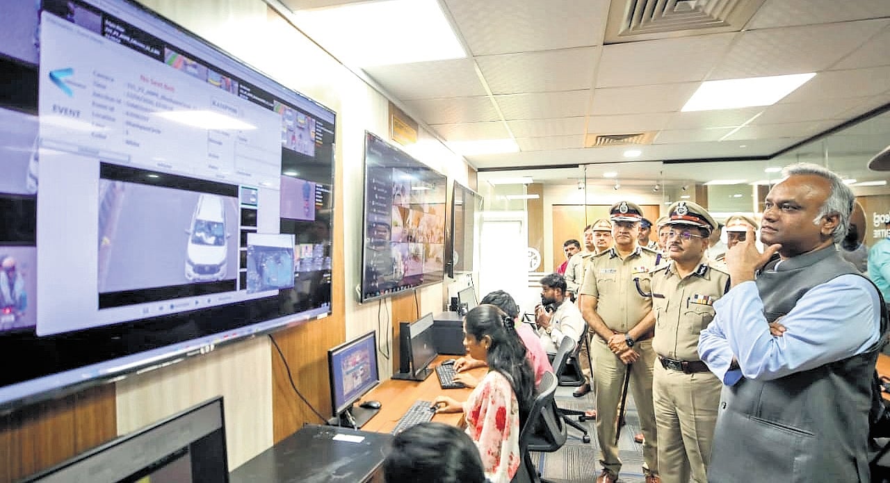 Home Minister Priyank Kharge wants strict enforcement of traffic rules ...